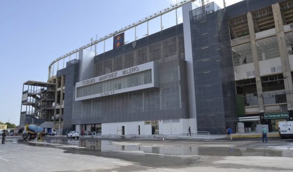 Elche CF anuncia inversión de €40 millones en renovación del estadio ...